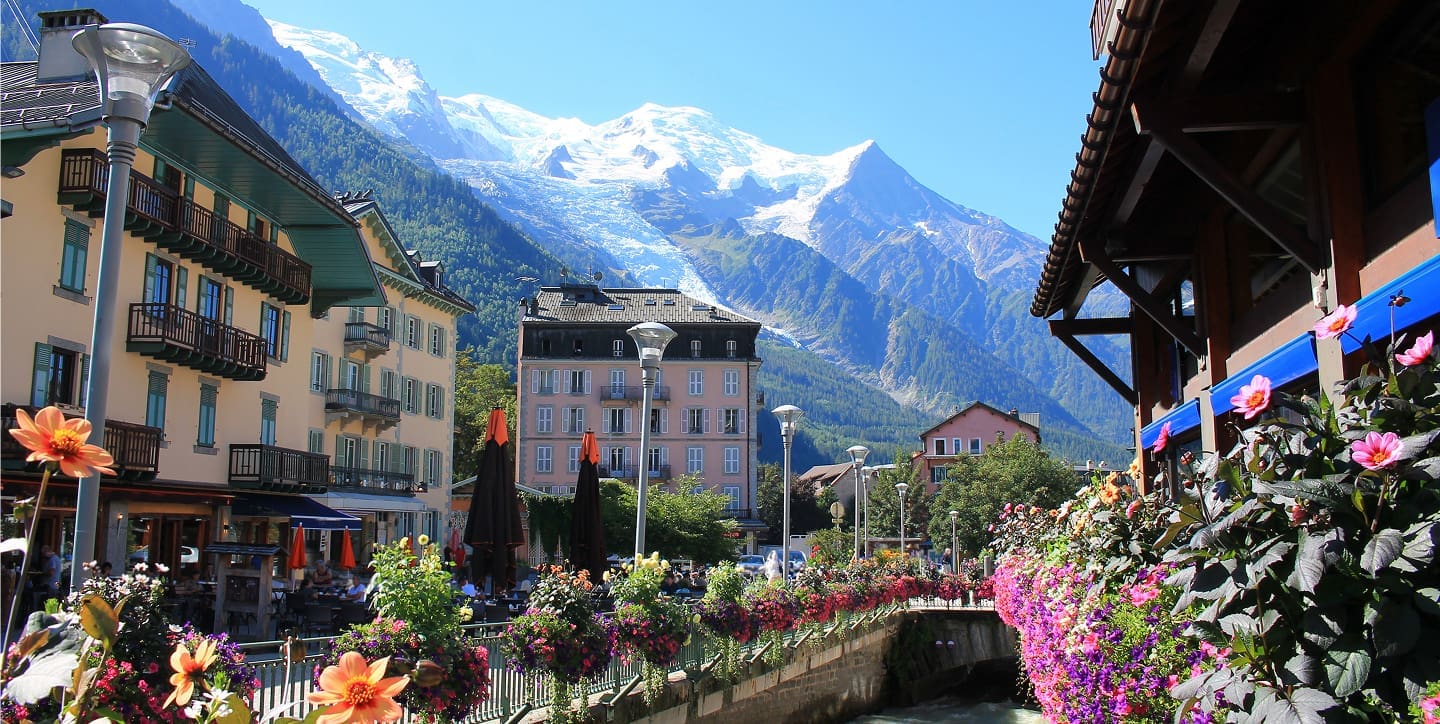 Geneva to Chamonix transfer - Affordable summer travel | Alps2Alps