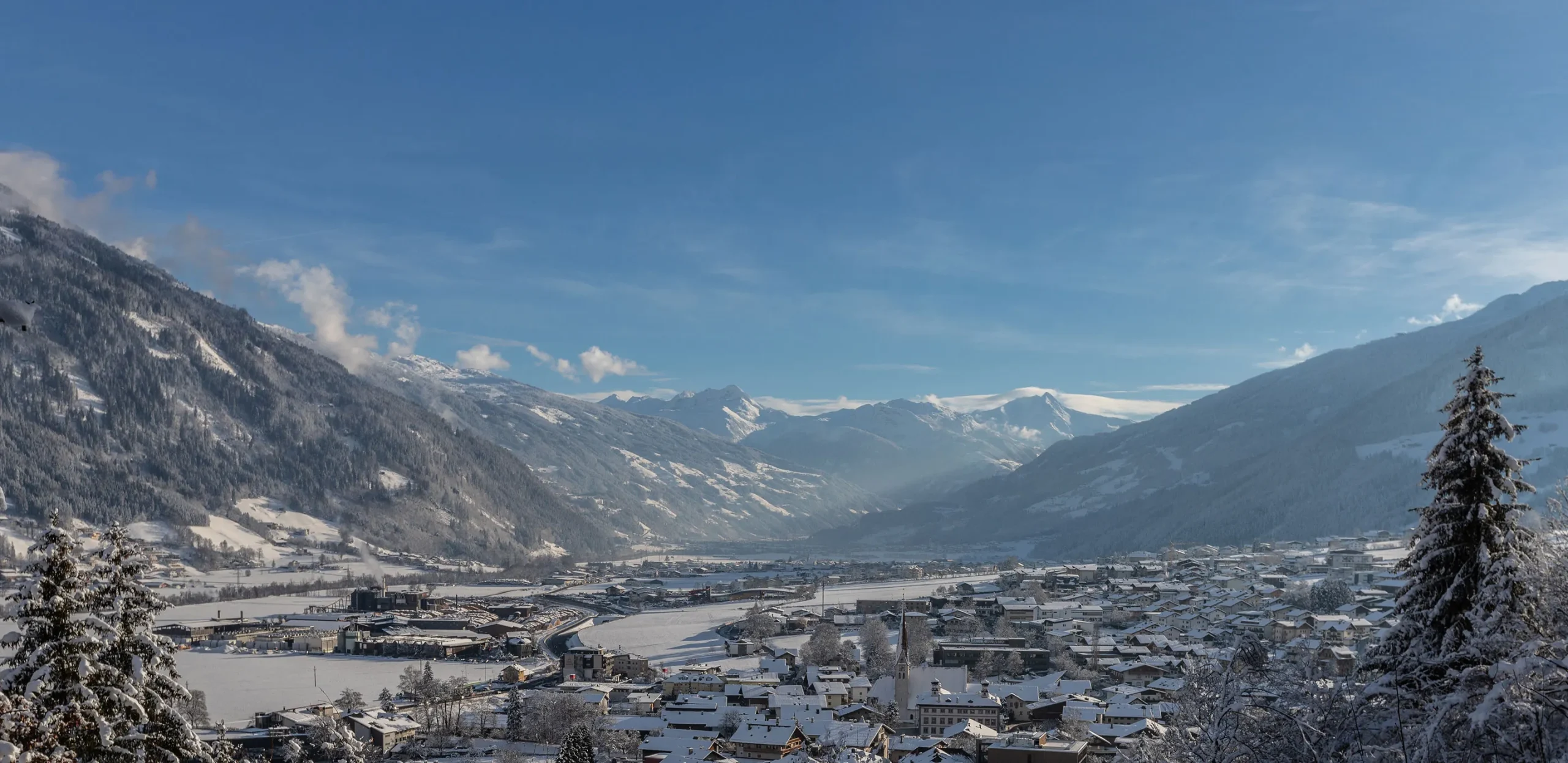 Fügen Ski Transfers | Skiing in Fügen