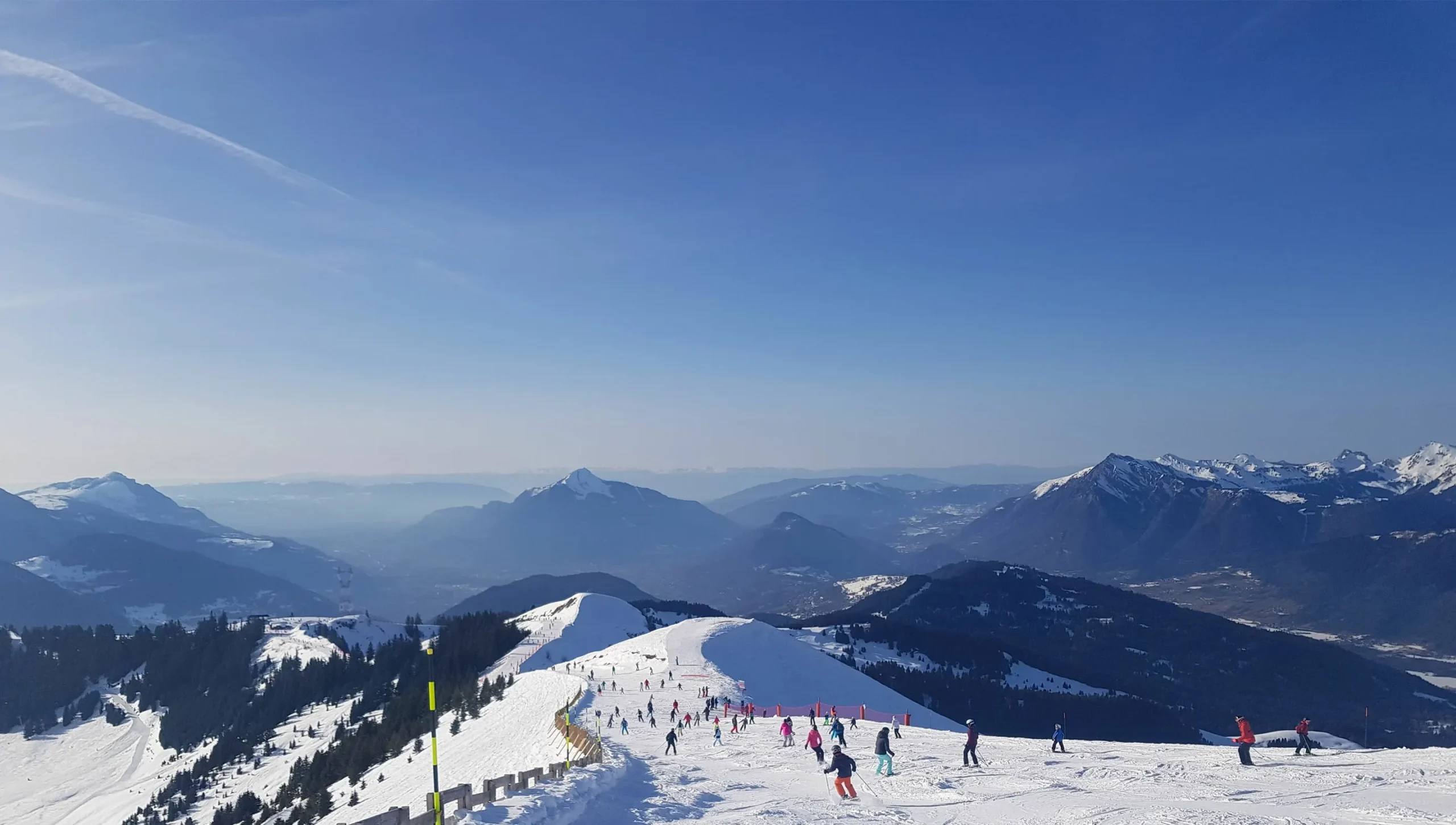 Samoens Ski Transfers | Skiing in Samoens ⛰️